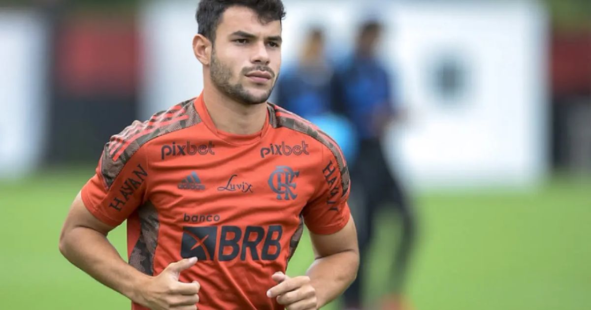 Remo oficializa contratação do volante Daniel Cabral | Roma News